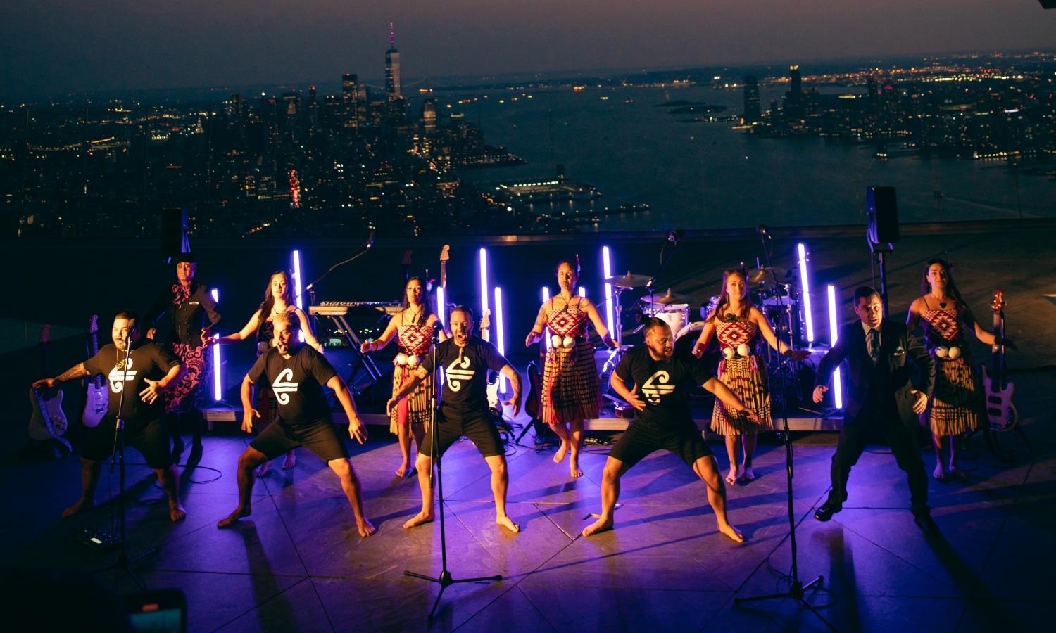 Wayfarer TV: Air New Zealand's star studded performances rock the Edge ...