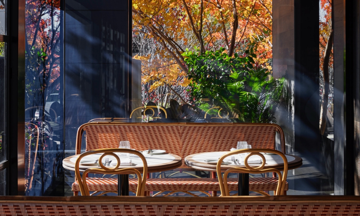 Hotel Realm’s new Louis restaurant a culinary hit in Canberra - Wayfarer