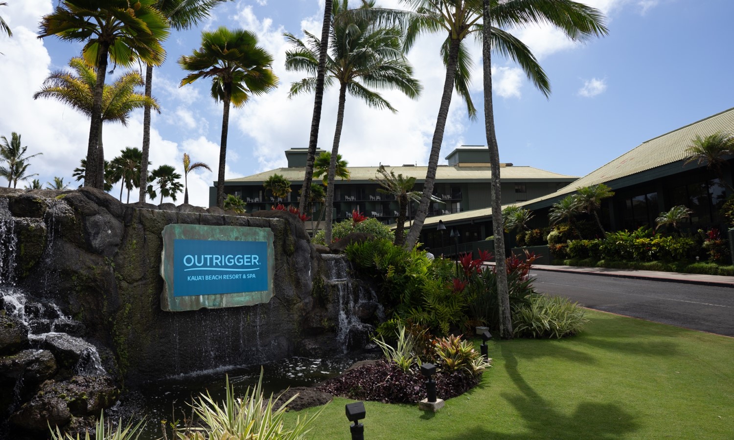 Outrigger marks return of Kaua‘i Beach Resort with traditional Hawaiian ...