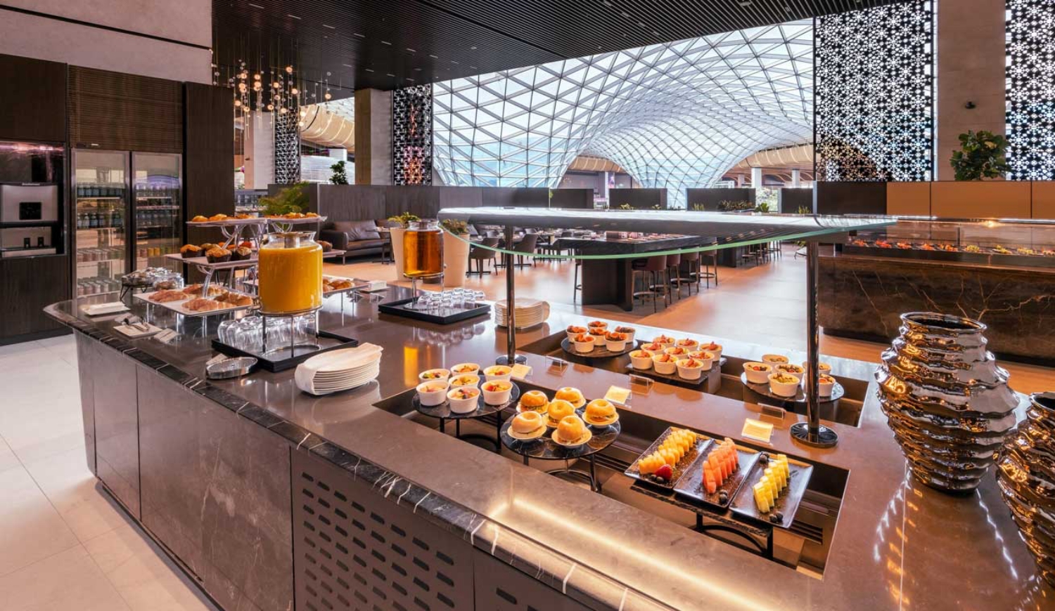 Review: Qatar Airways’ stylish Al Mourjan ‘The Garden’ Business Lounge in Doha - Wayfarer